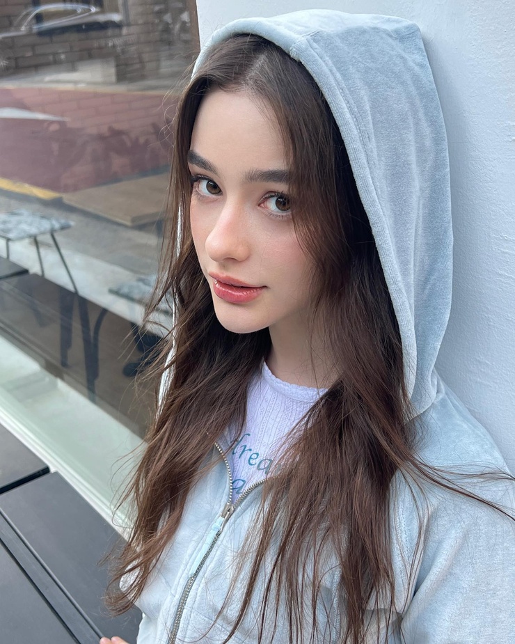 Picture of Dasha Taran (II)