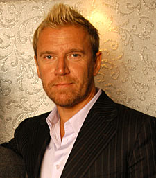 Renny Harlin image