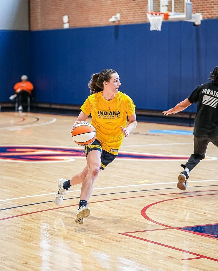 Picture of Caitlin Clark (ii)