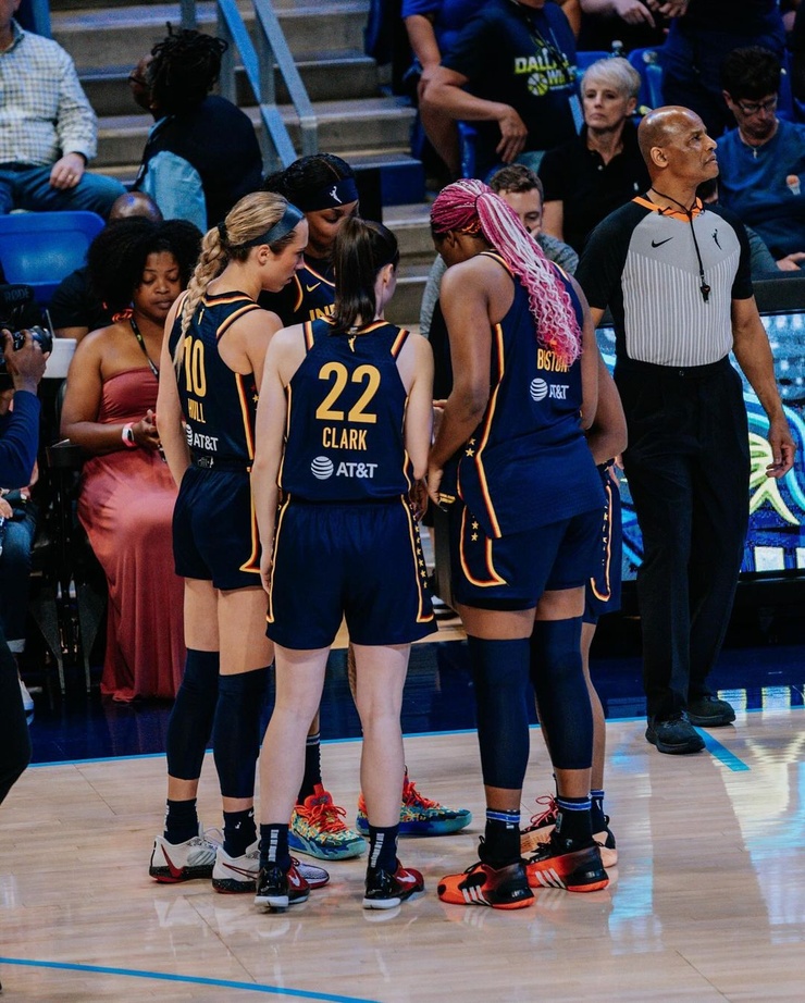 Picture of Caitlin Clark (ii)