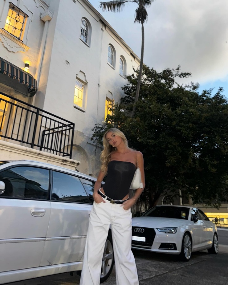 Picture of Summer Rose Hart