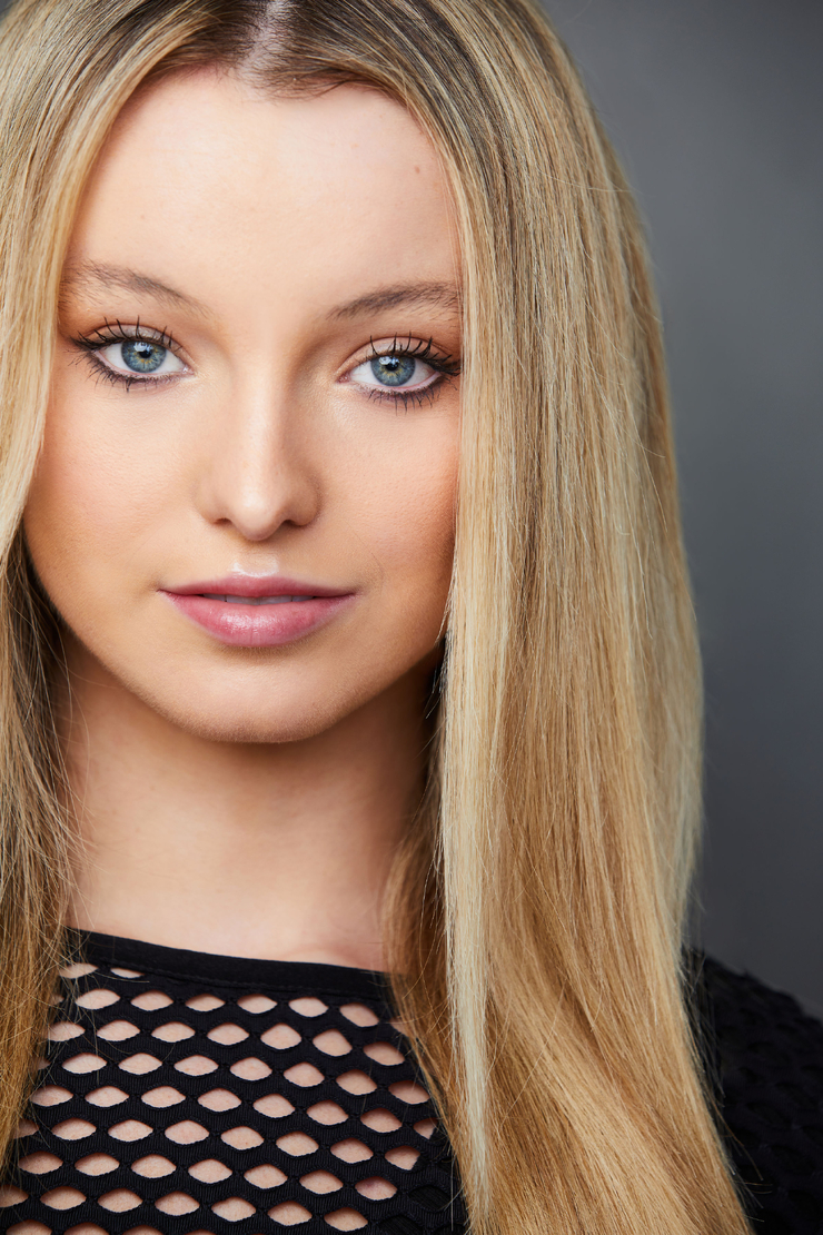 Picture of Sharlize True