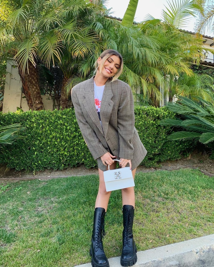 Picture of Kelsey Calemine