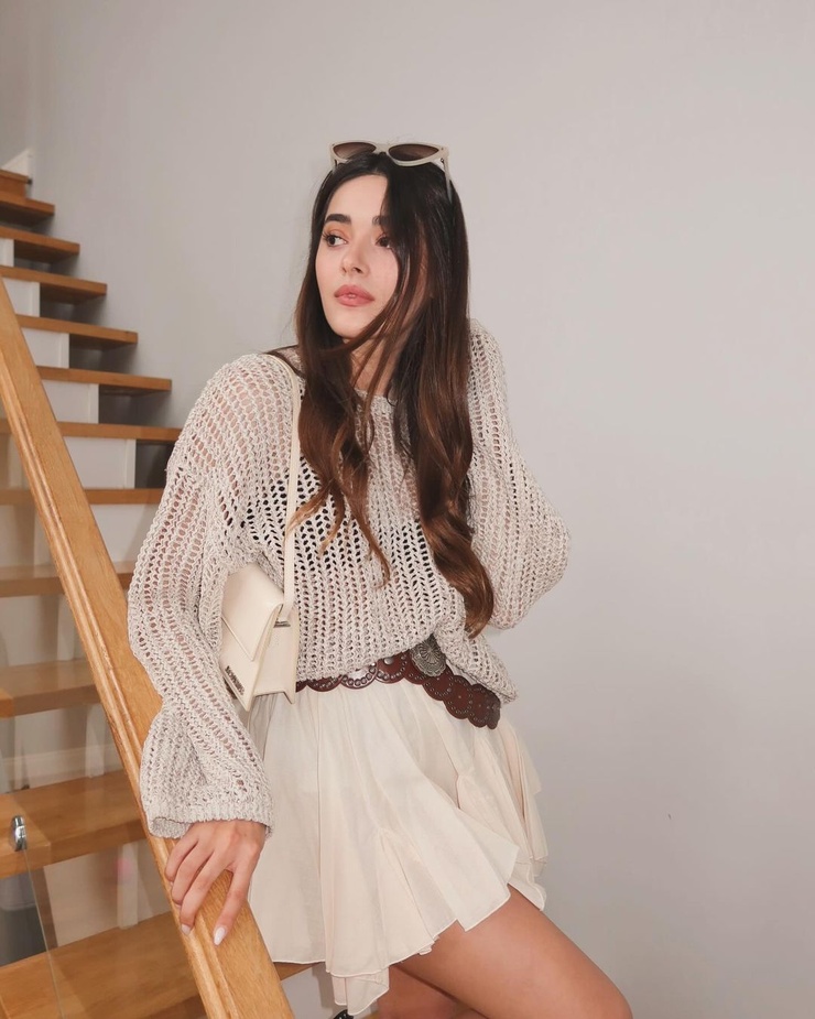 Simay Barlas picture