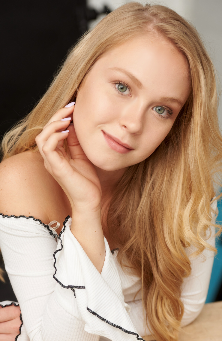 Picture of Allison Elaine