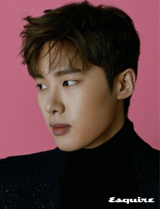 Picture of Kim Dong-Hee