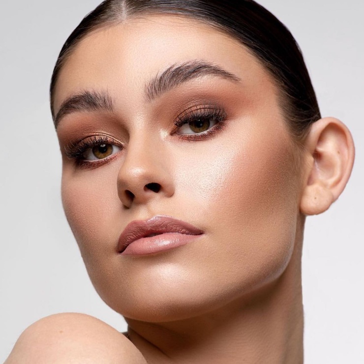 Picture of Aimee Logan model