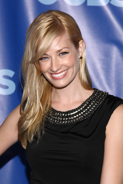 Picture of Beth Behrs