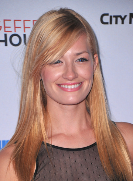 Picture of Beth Behrs