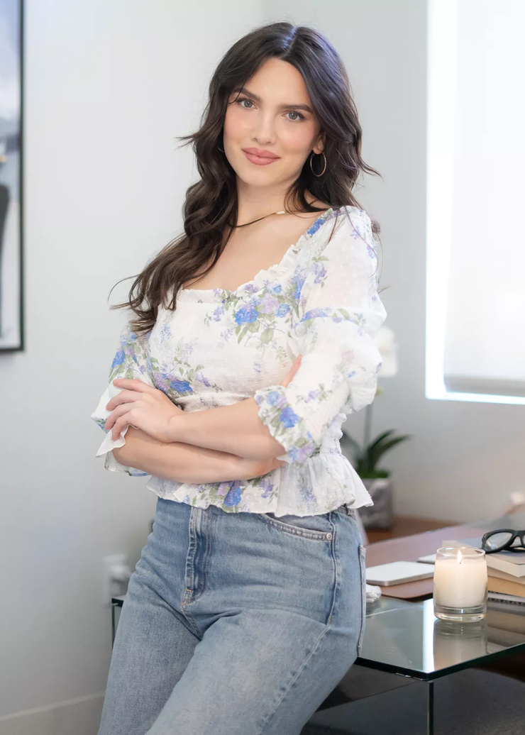 Picture of Maya Henry