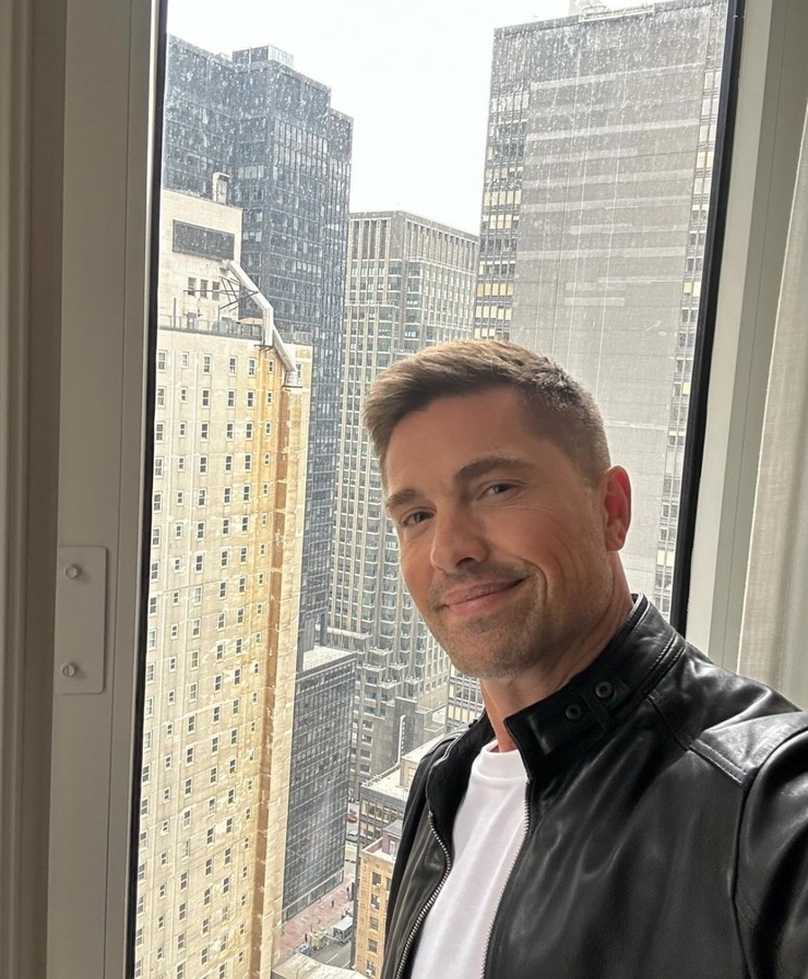 Picture of Eric Winter