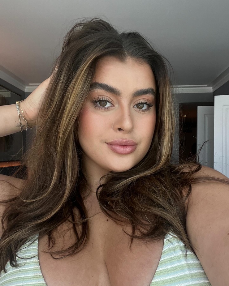 Kalani Hilliker image