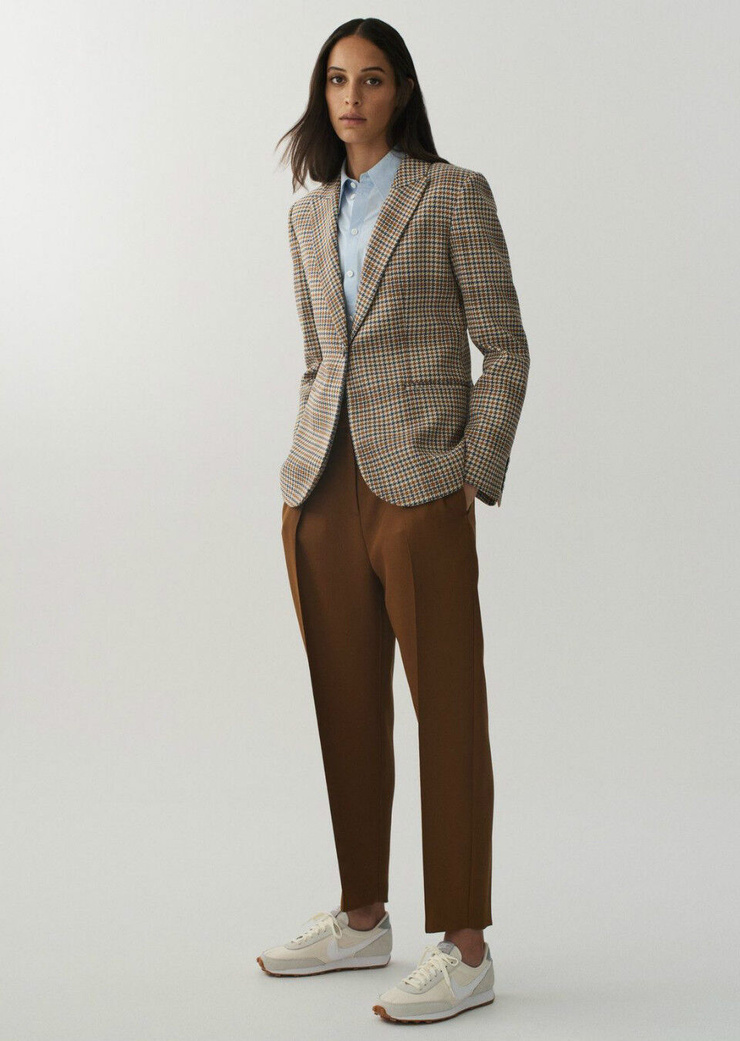 Picture of Ali Morgan