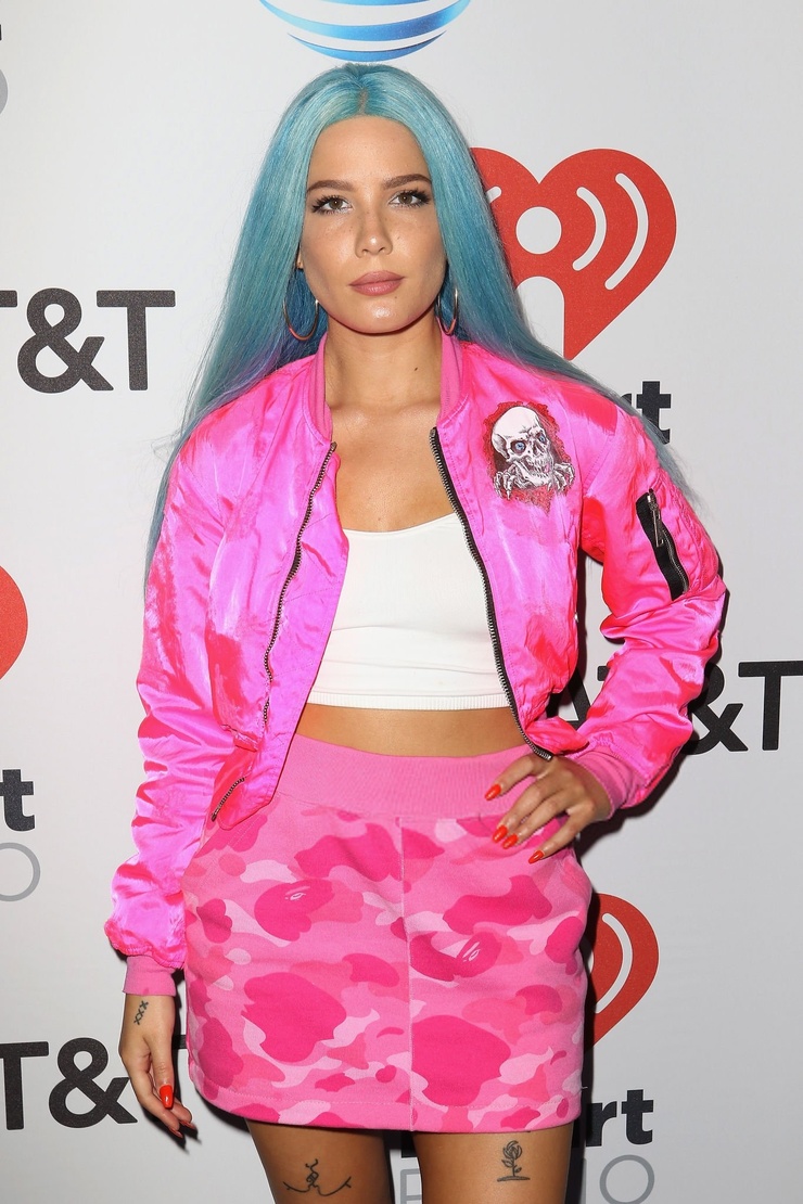Image of Halsey