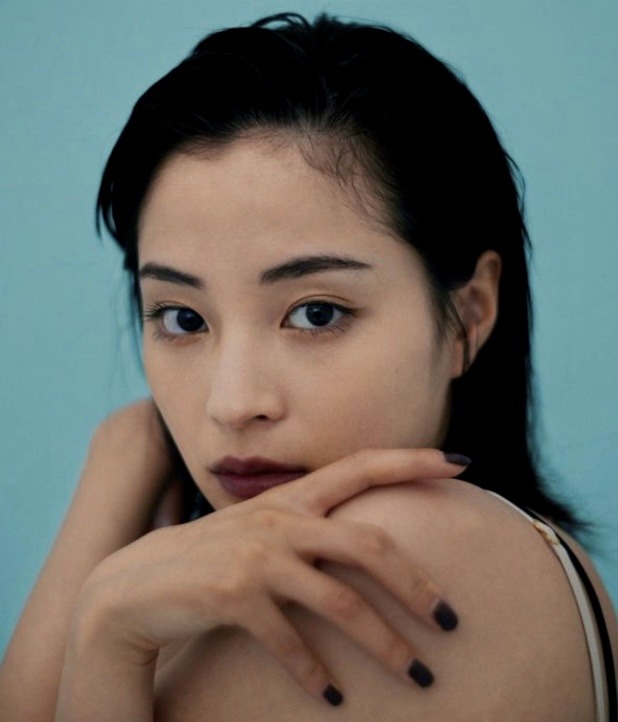 Image of Suzu Hirose