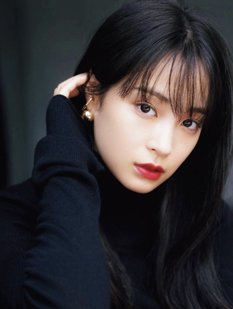 Image of Suzu Hirose