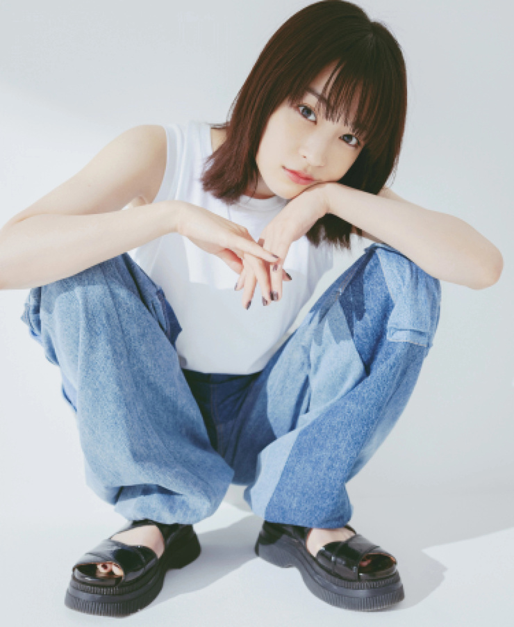 Image of Suzu Hirose