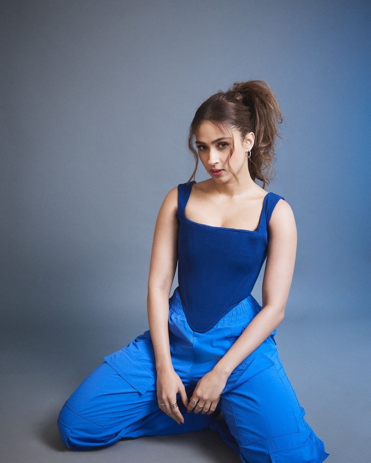 Picture of Pashmina Roshan