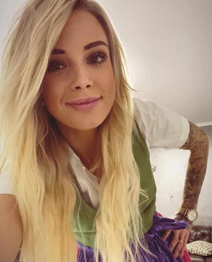 Picture of Sabrina "Sashoe" Schuster