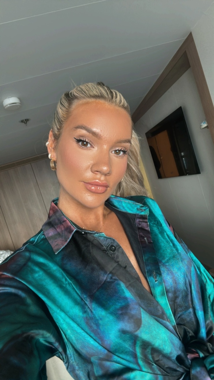 Picture of Alexa Collins