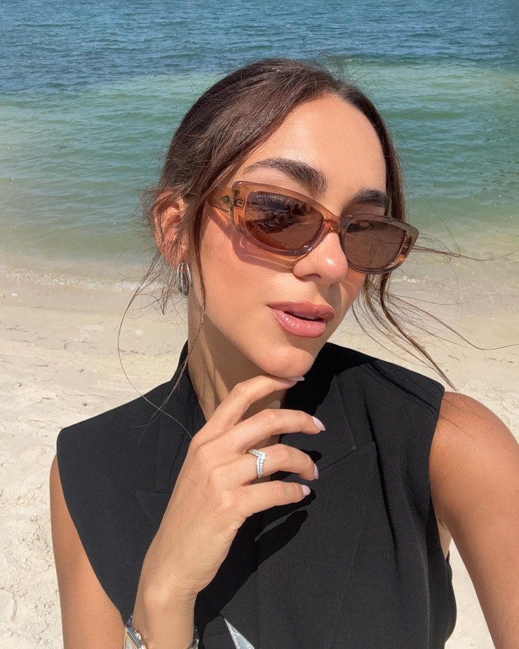 Picture of Luana Barron