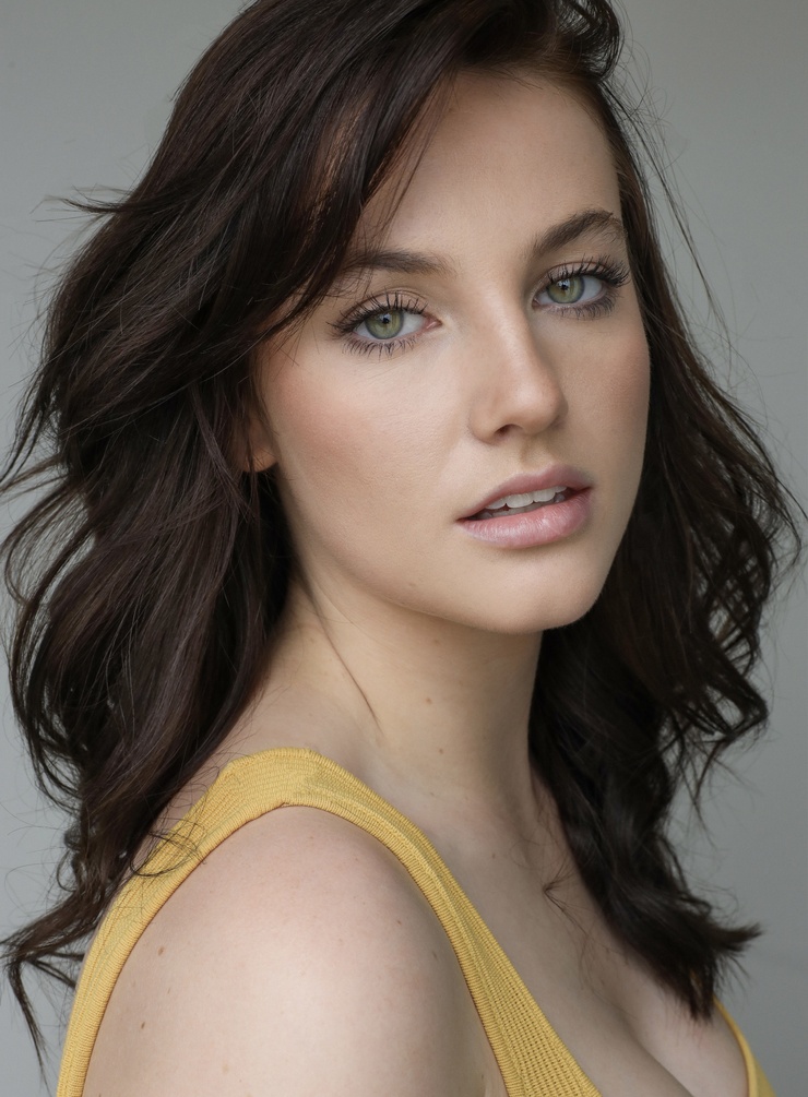 Picture of Ava Carmont