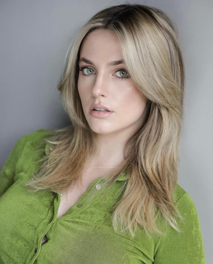 Image of Ava Carmont