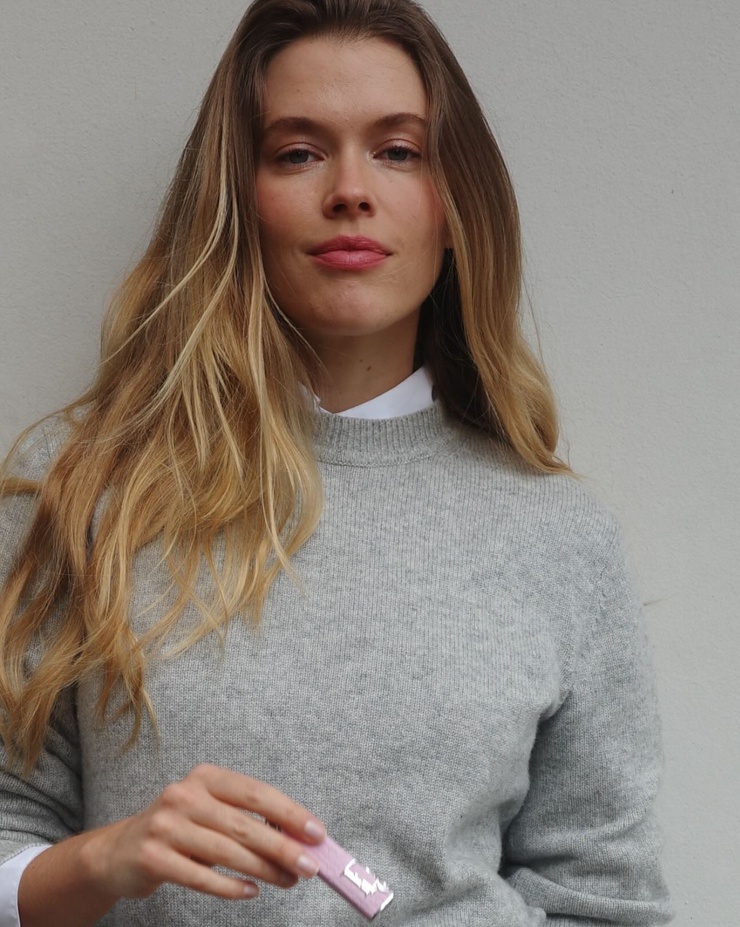 Picture of Victoria Lee