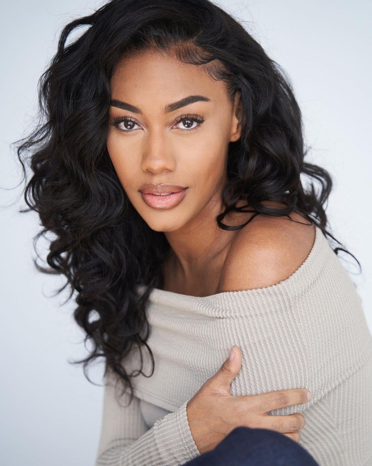 Picture of Sydney Winbush