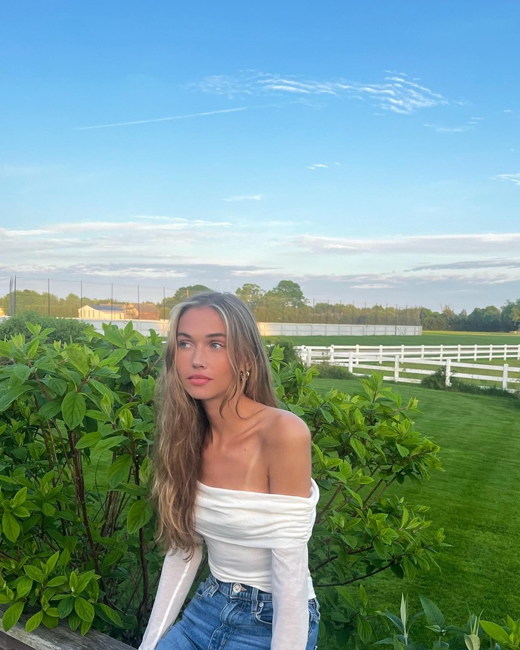 Katie Schmid picture