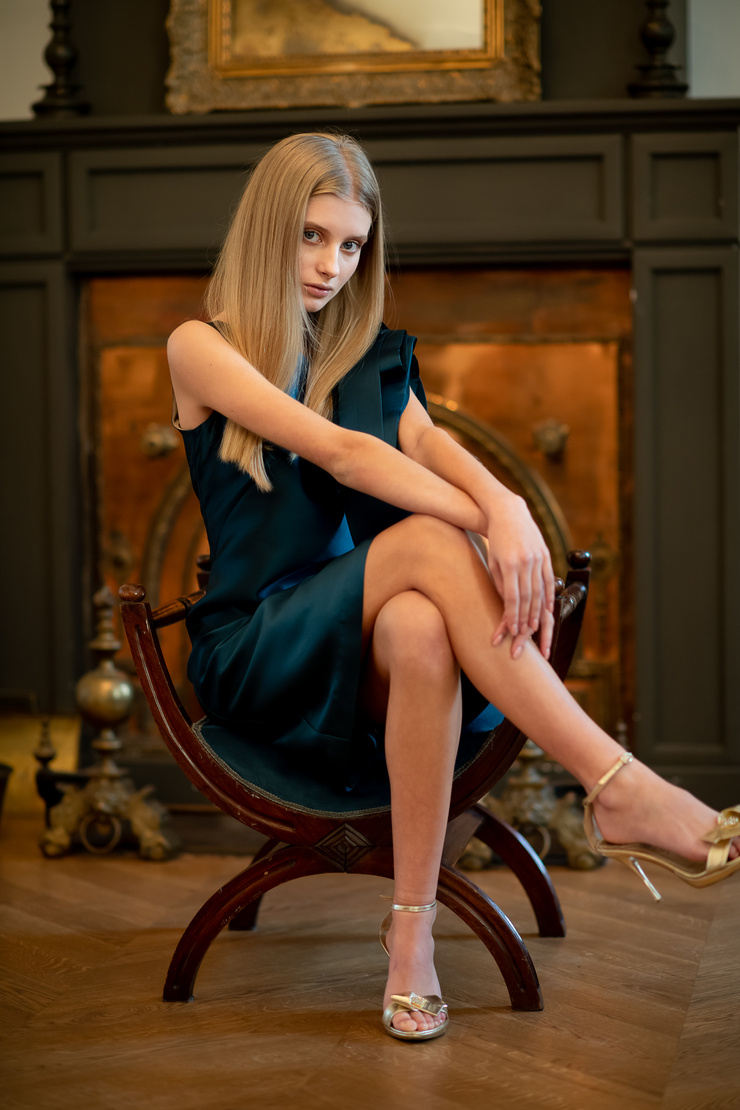 Ola Szkolda - Palace Photo Shoot