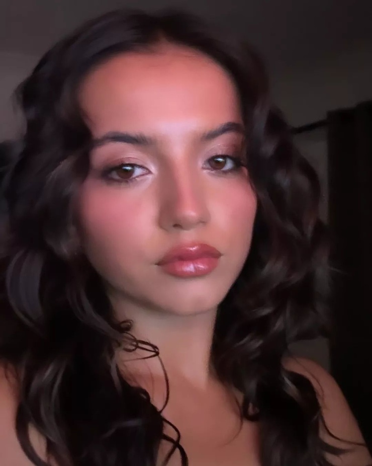 Picture of Isabela Moner