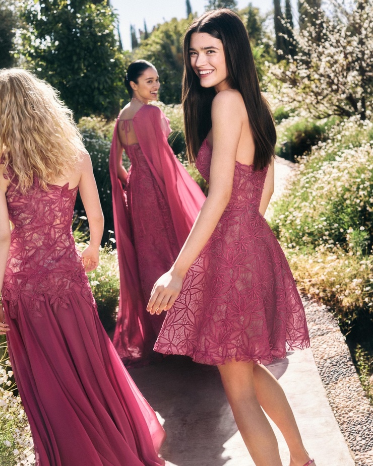 Picture of Alexandra Micu