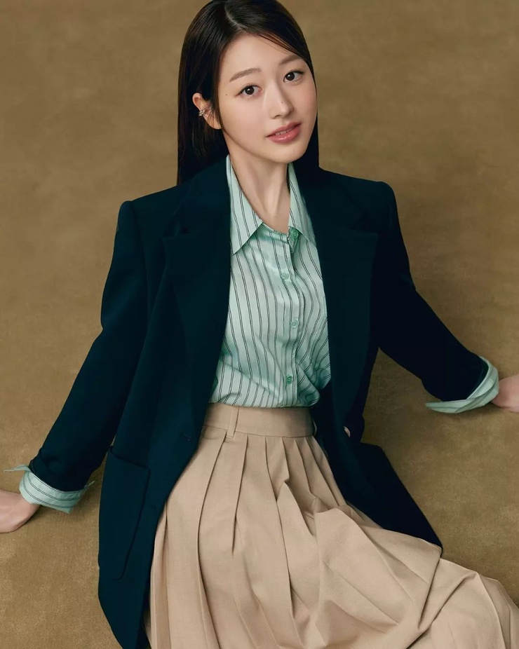 Picture of Jang Da-ah