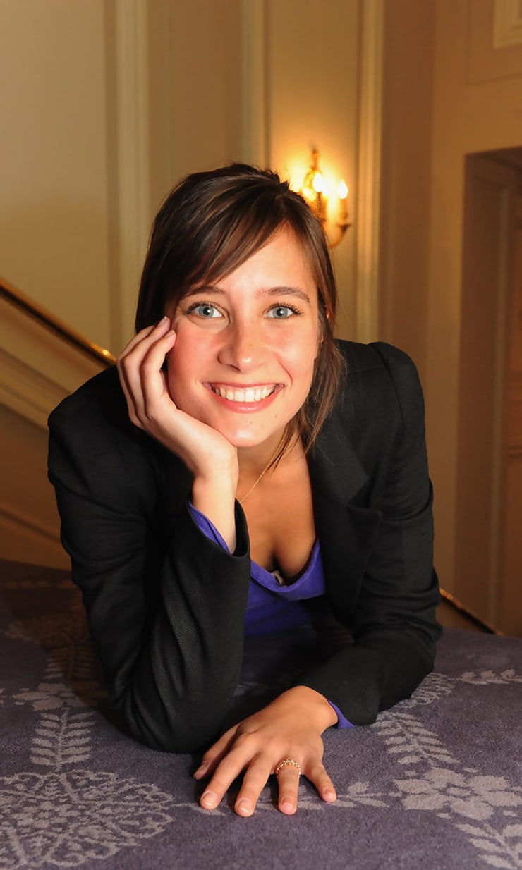 Picture of Julie De Bona