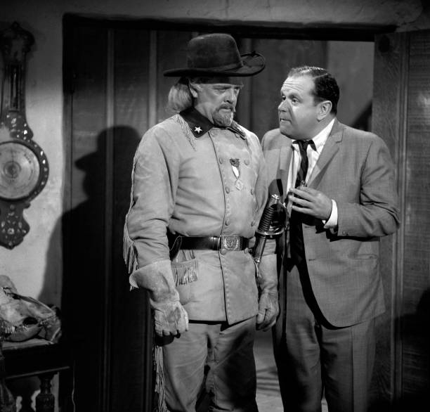 Pat Hingle, Jack Weston