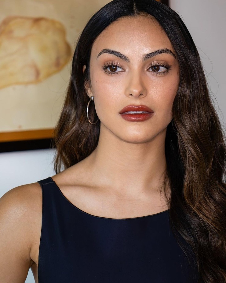 Picture of Camila Mendes