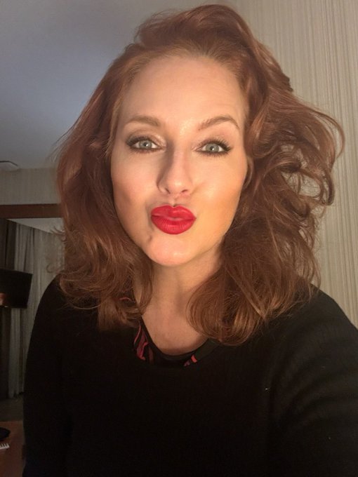 Suanne Braun image