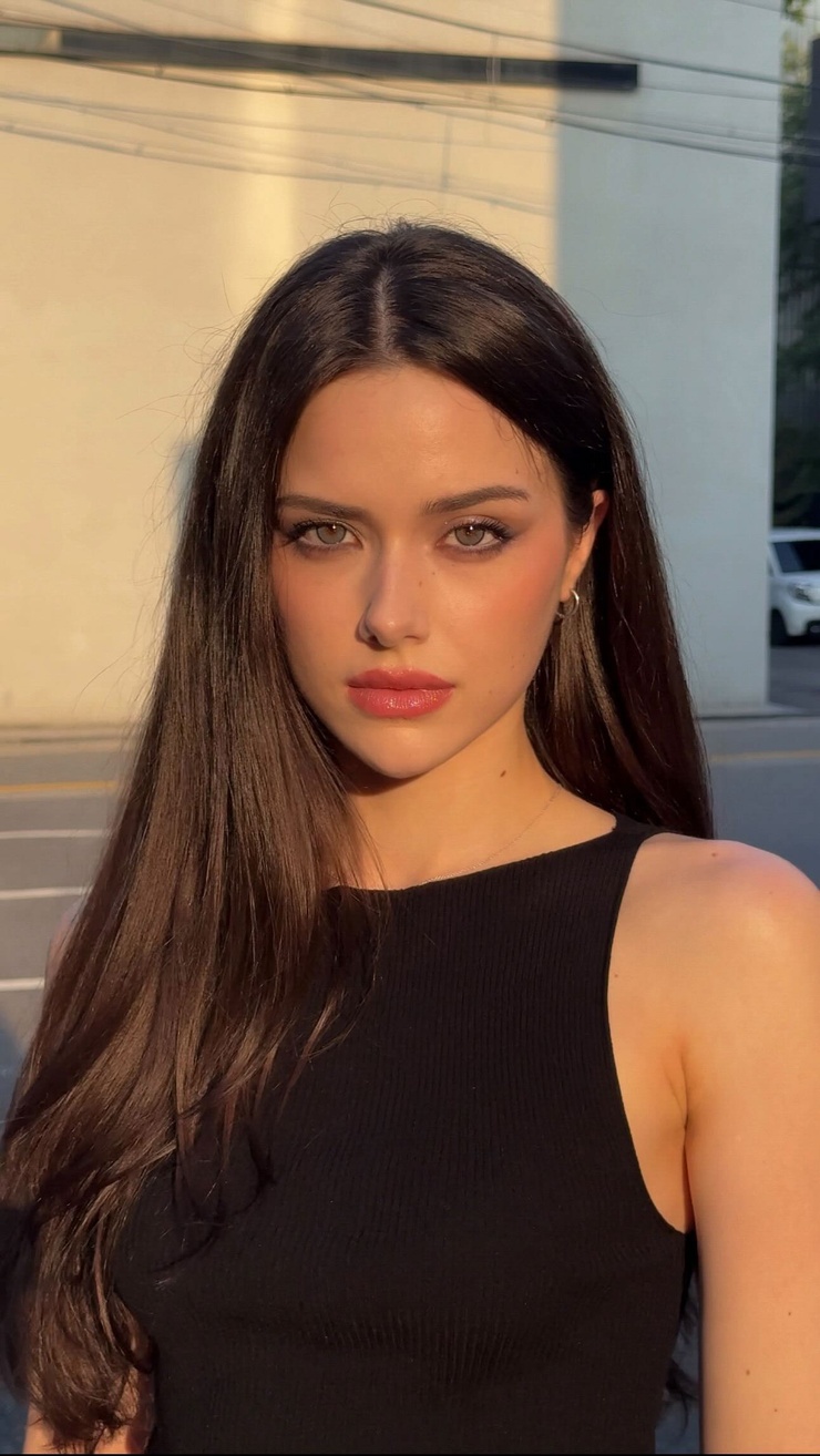 Picture of Lisa Rosh