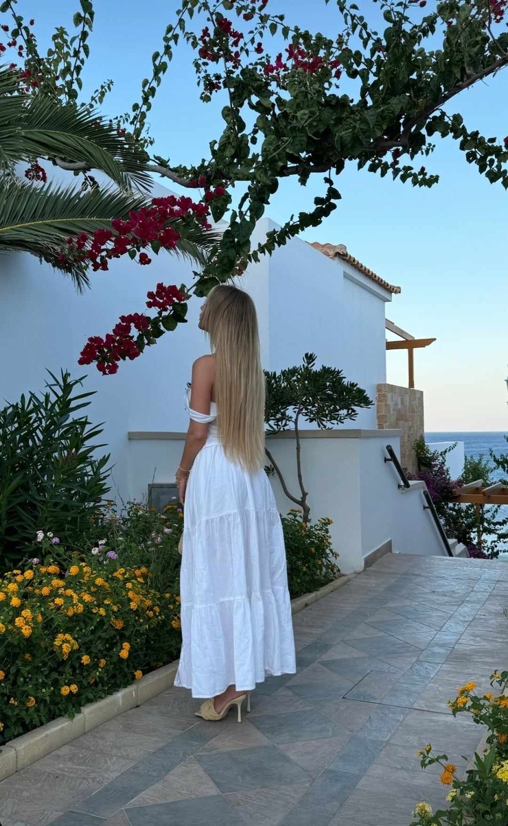 Picture of Alexa Breit