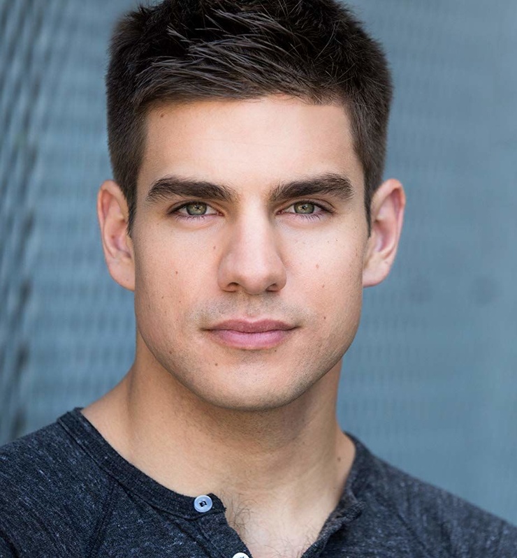 Alex Esola picture