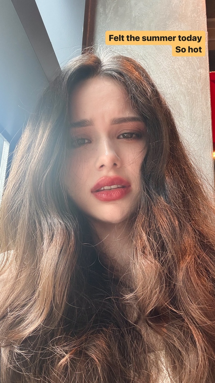 Picture of Lisa Rosh