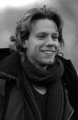 Image of Adam Pascal