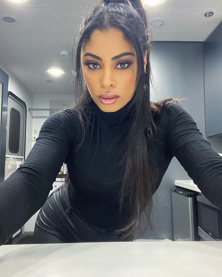 Picture of Katlynn Simone