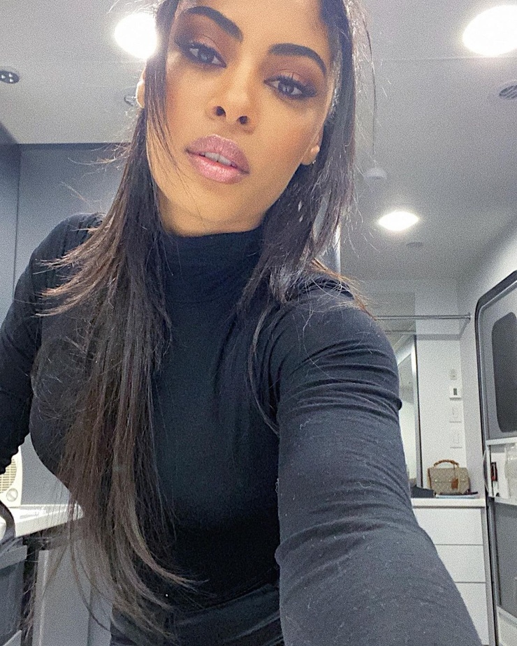 Picture of Katlynn Simone