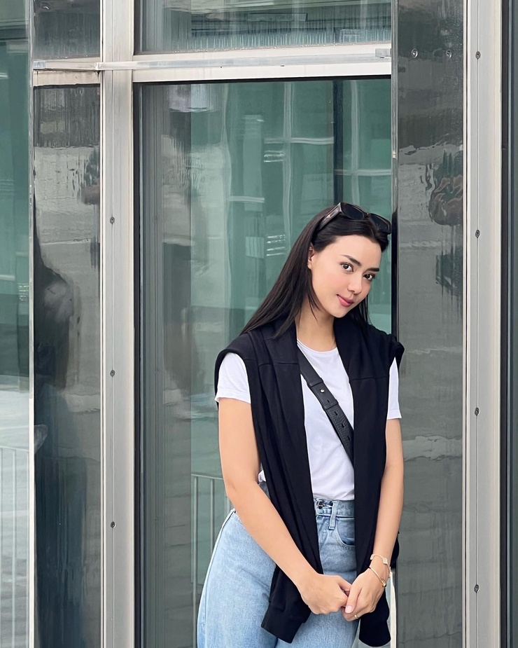 Picture of Amanda Obdam