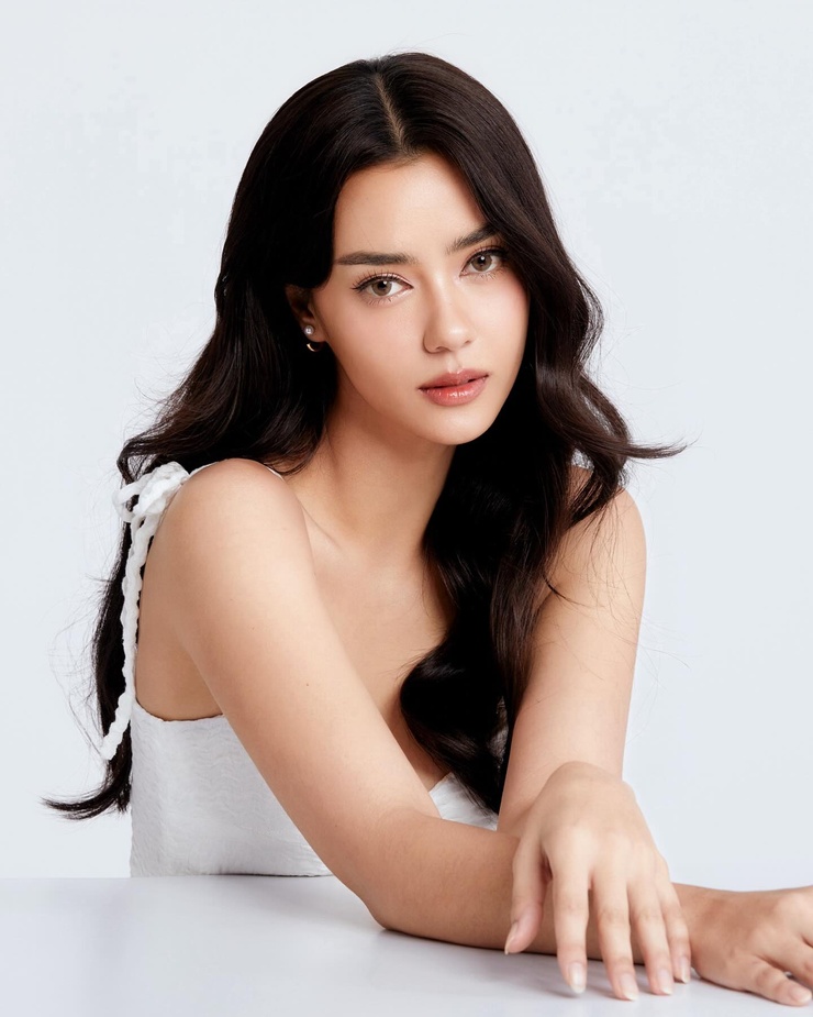 Picture of Amanda Obdam