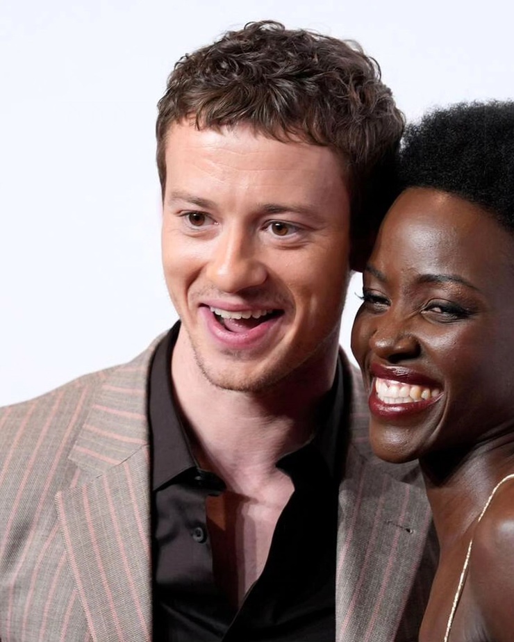 Picture of Joseph Quinn