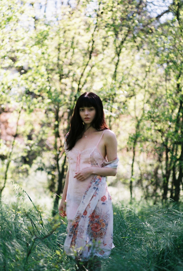 Picture of Alina Lee