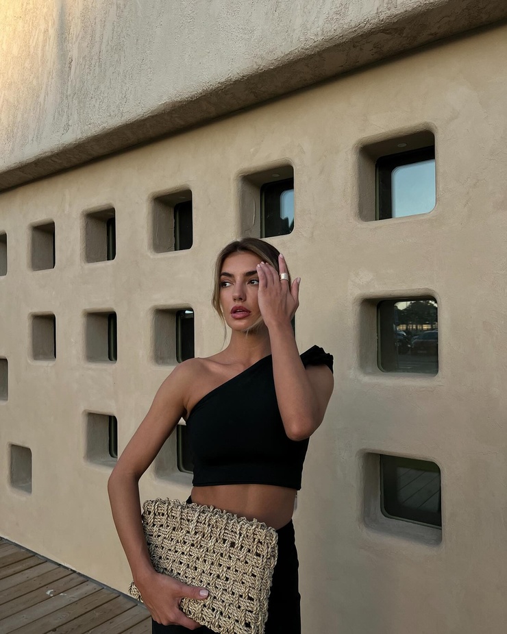 Barbara Rodiles image